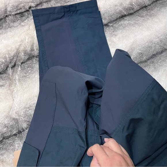 Fjallraven | Pants & Jumpsuits | Fjallraven Nikka Curved Trouser Dark ...